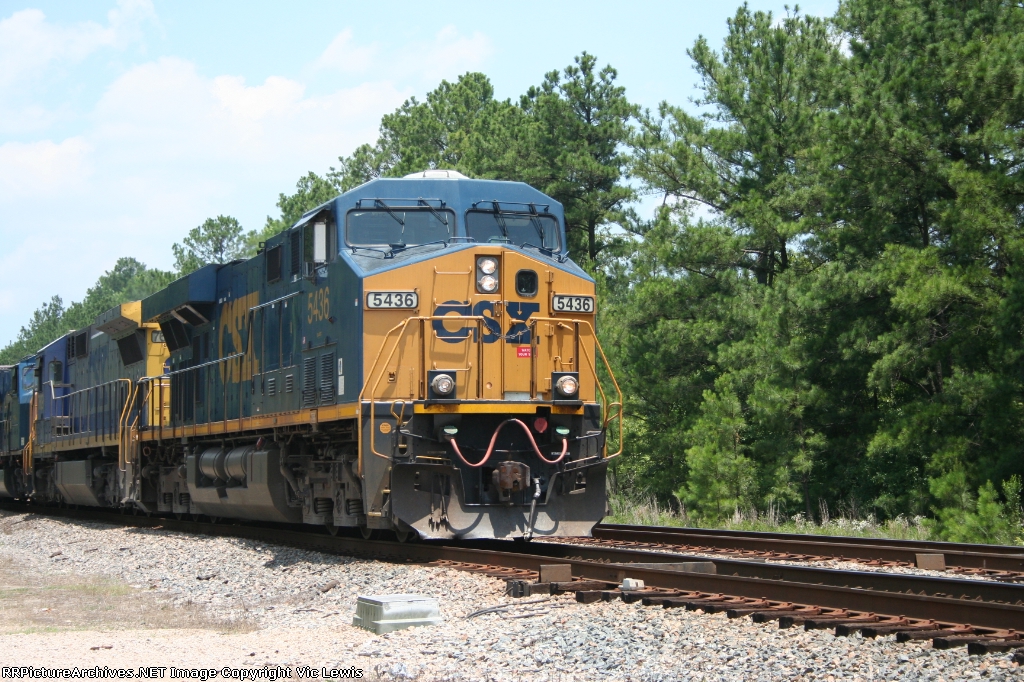 CSX 5436 leading Q491 south